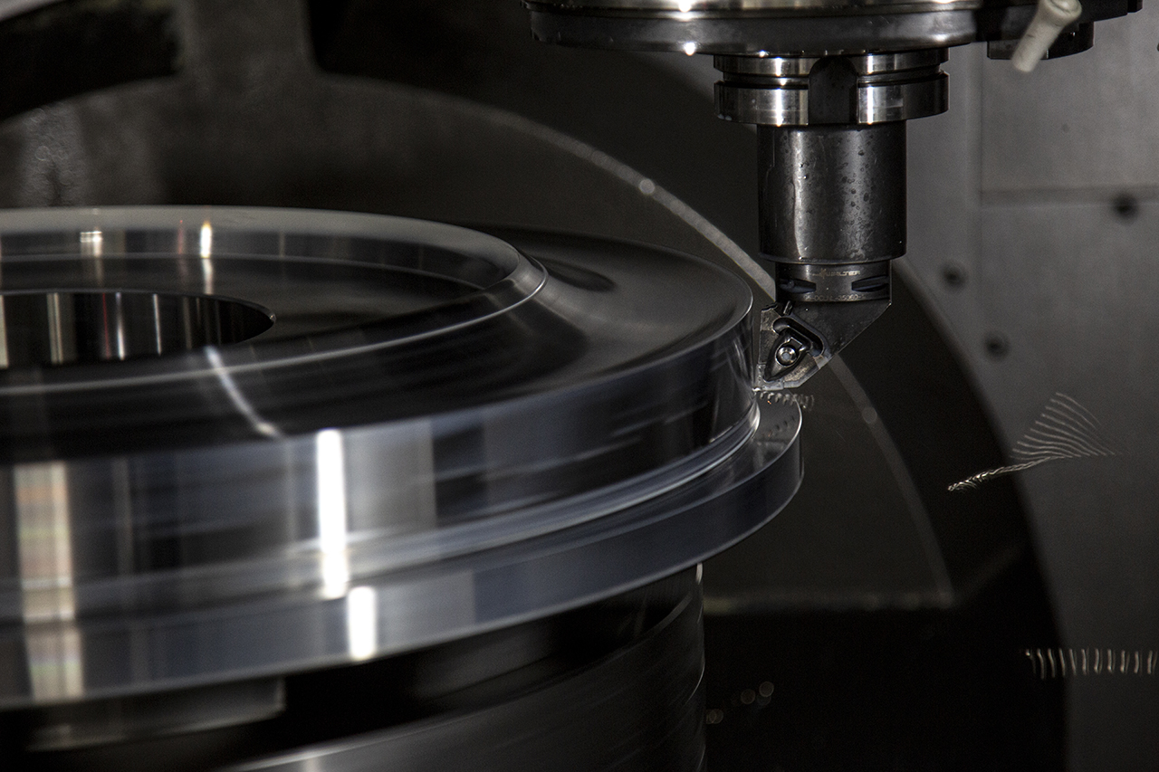 Products & Services – King Machine Molds